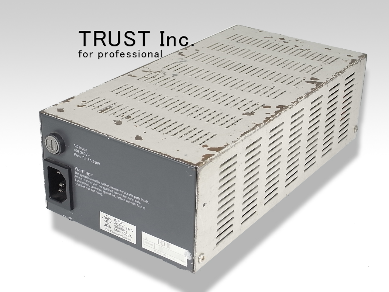 AC-111 / AC Adapter【中古放送用・業務用 映像機器・音響機器の店 - トラスト株式会社】