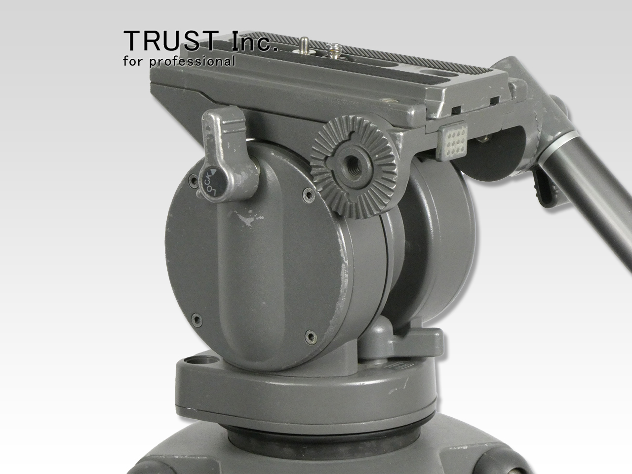 LS-55DV / Tripod【中古放送用・業務用 映像機器・音響機器の店 - トラスト株式会社】