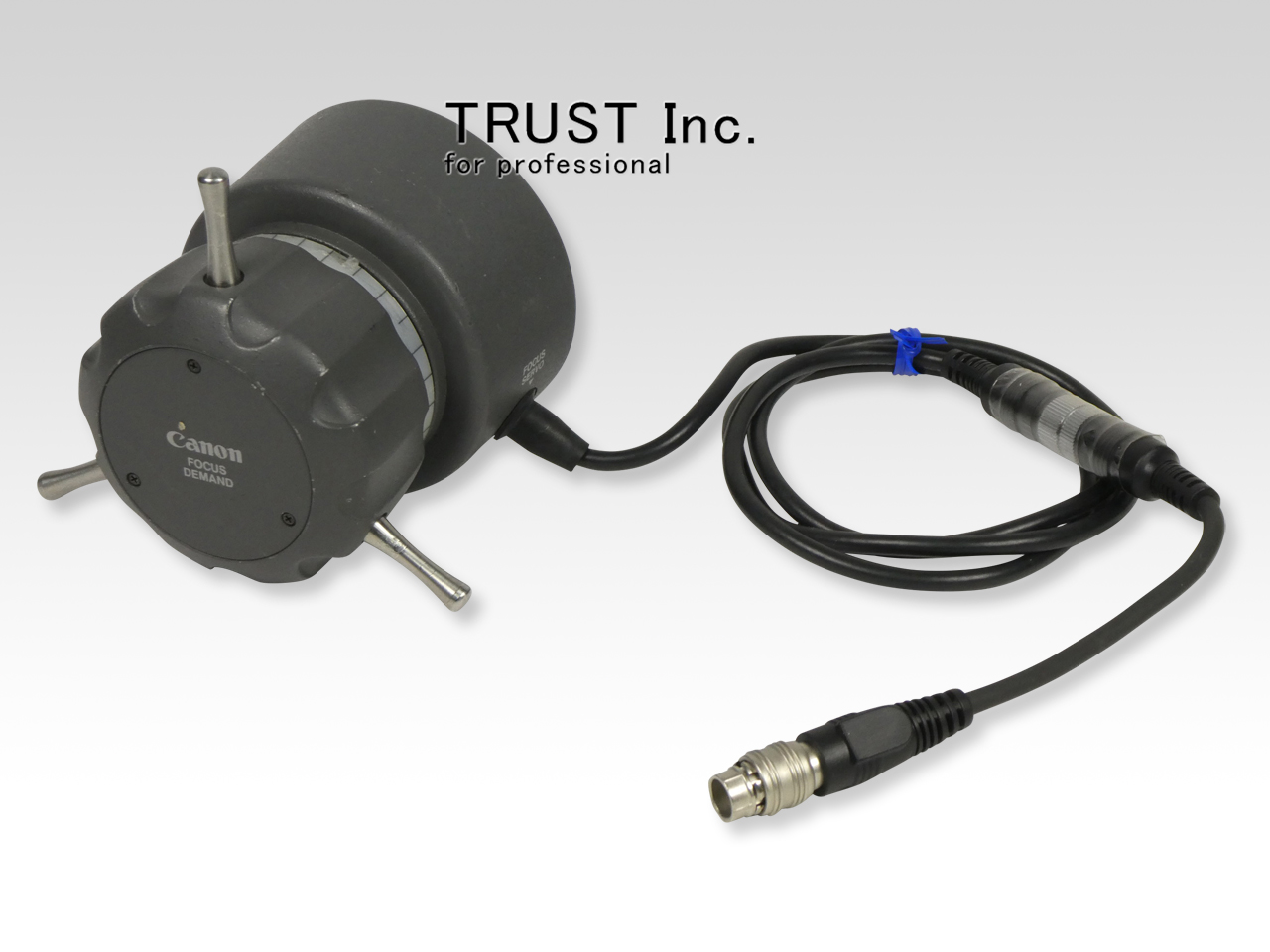 FPD-400 / Servo Focus Controller【中古放送用・業務用 映像機器・音響機器の店 - トラスト株式会社】