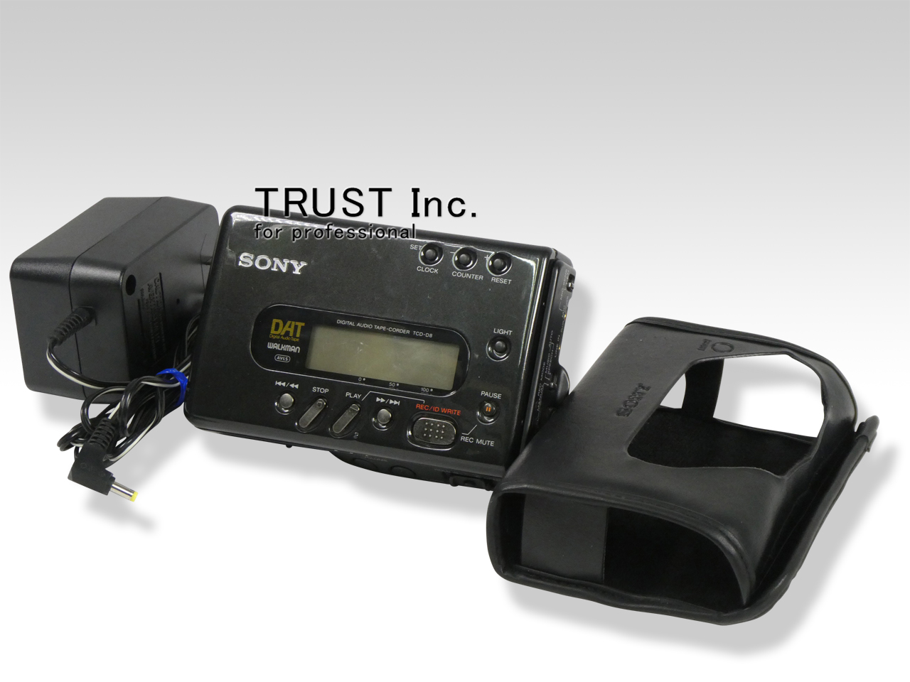 TCD-D8 / DAT Recorder【中古放送用・業務用 映像機器・音響機器の店 - トラスト株式会社】