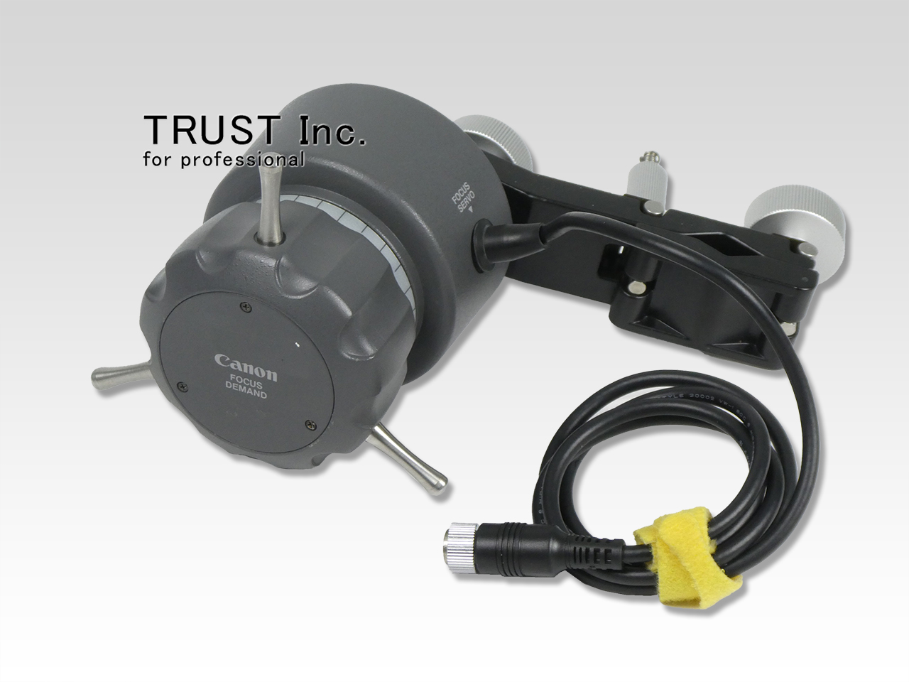 FPD-400 / Servo Focus Controller【中古放送用・業務用 映像機器・音響機器の店 - トラスト株式会社】